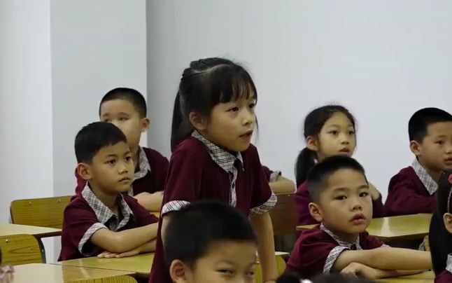 【有完整视频】冀教版小学数学一年级下册《用语言描述两个数的大小...