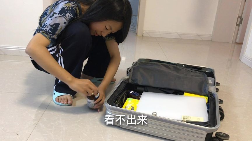 寄宿学校,上学不让带零食,看聪明的学生如何逃脱宿管阿姨检查