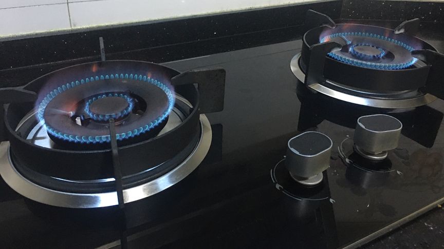 使用一年多的灶具又换新了 希望这款煤气能久一点,你家的耐用吗