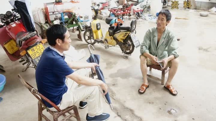 推行“一村(社区)一法律顾问”制度 助基层群众依法办事化解矛盾