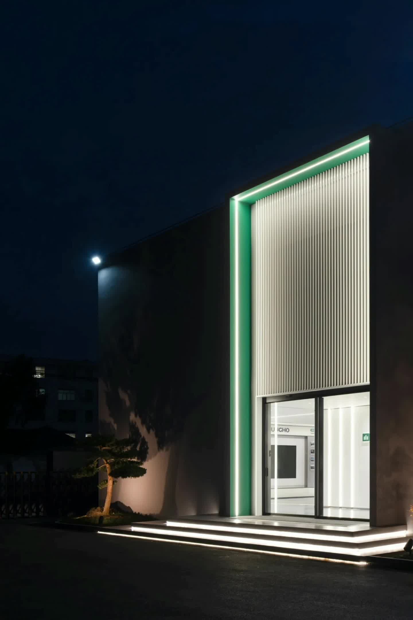 以设计为主导,定义幕墙企业办公新美学。 #设计公司咨询服务 #规划...