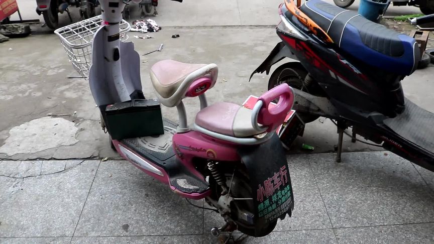 电动车整组电池坏一块,可以单独换一块新的吗?这是最愚蠢的做法