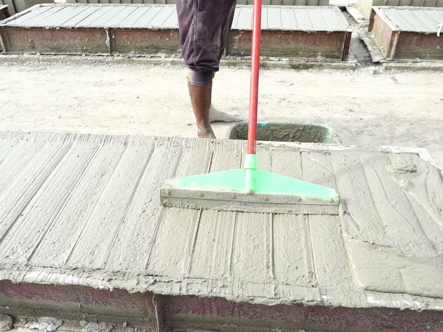 先进的混凝土砌块制作方式