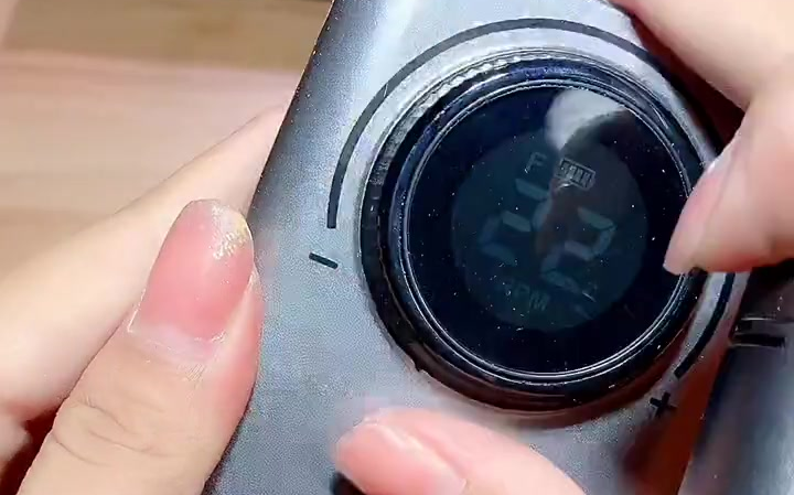 美甲 美甲必备打磨机!送打磨头! 美妆教程 给指甲一个漂亮的外套