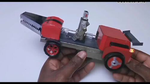 如何用易拉罐制作龙骑汽车模型