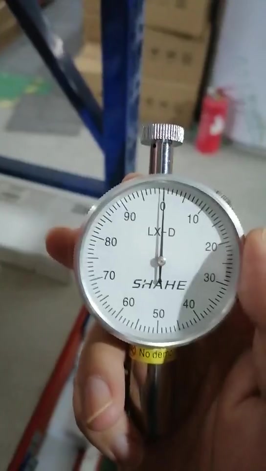 D型邵氏硬度计 测量塑料 硬橡胶 地板 的硬度