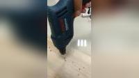 博世手电钻起拧螺丝视频