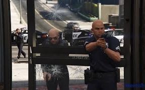 『GTA5』非常忙碌的警察叔叔