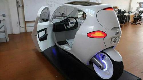 撞不倒的国产不倒翁电动车!百公里5度电,平衡黑科技再掀热议