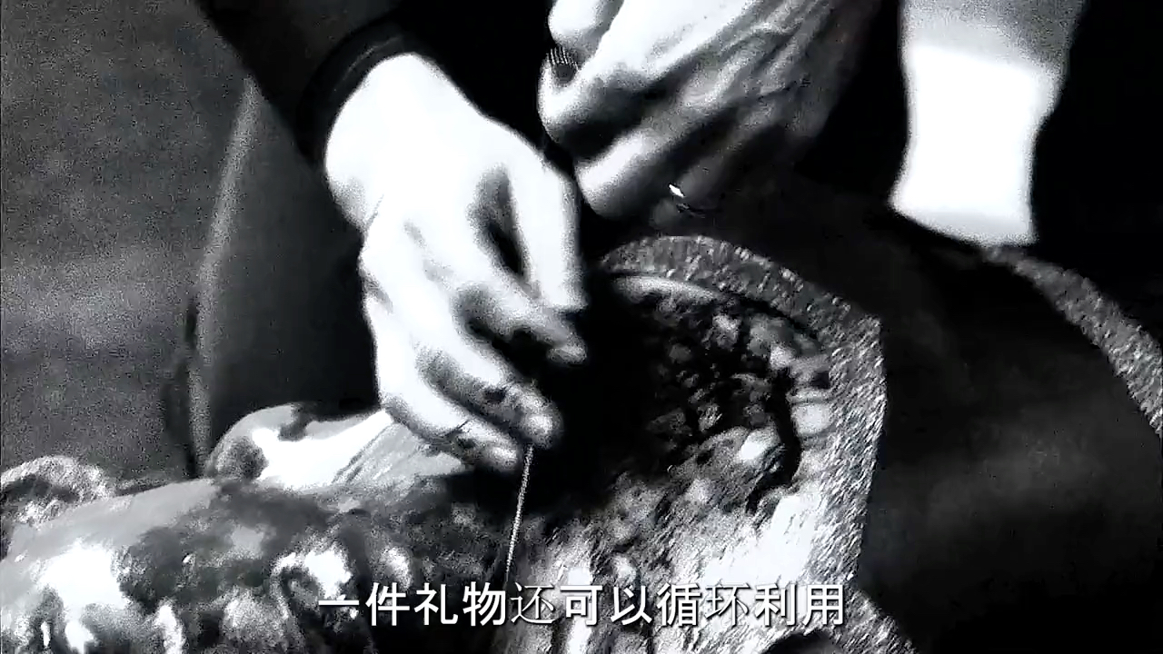 工地挖出年轻女尸,竟然拥有沥青石棺,悬疑剧