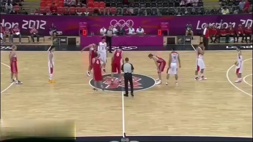 中国男篮对阵俄罗斯,这场球打的精彩,有得看了。