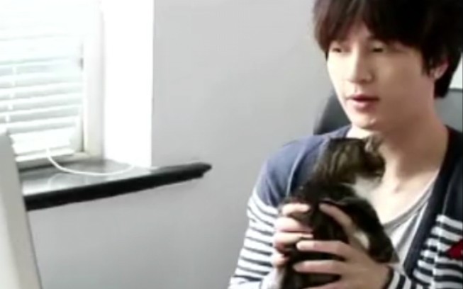 【薛之谦】谦谦和他的暴暴猫