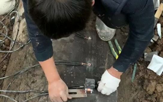 河南管道阴极保护施工操作视频 河南汇龙合金材料有限公司