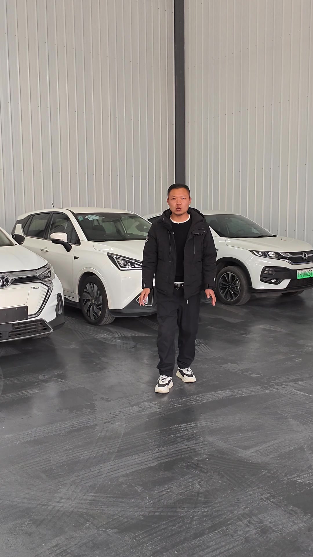 4万多能搞啥新能源?看看 #4万级电动车顶流 #纯电suv推荐 #性价比高...