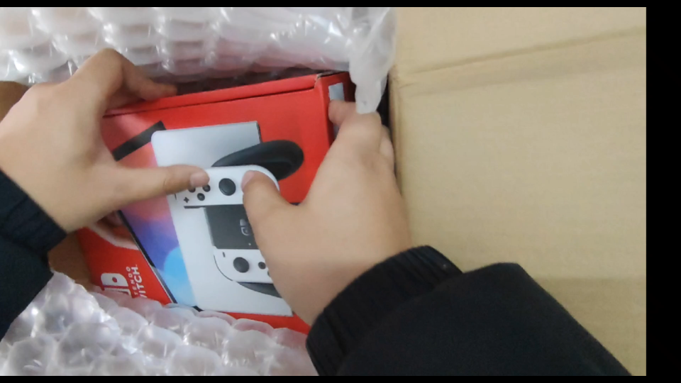 OLED Switch及卡带开箱和相关配件使用感受