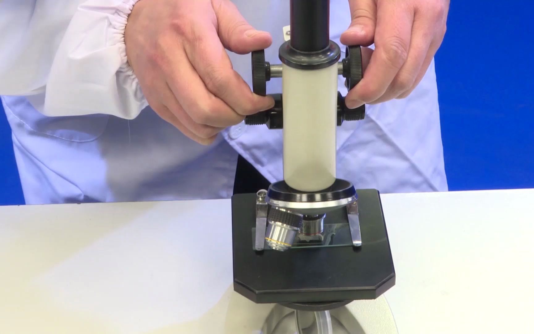 观察人的口腔上皮细胞