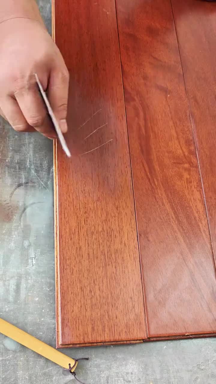 #家具维修 #家具美容 #家具修复 木地板轻微划痕快速修复
