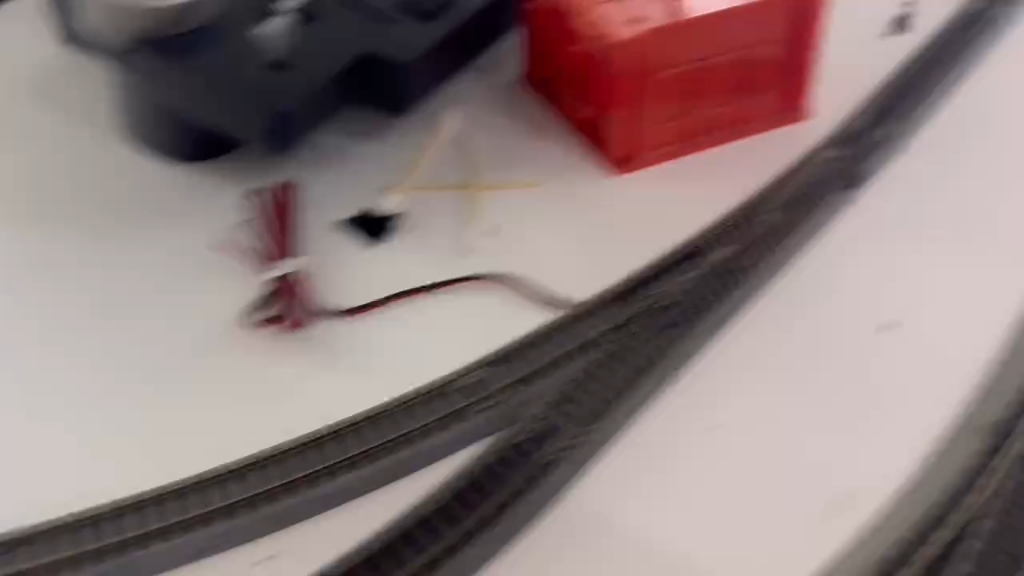 N比例CR400AF长鸣火车模型,刚刚发的测试视频!