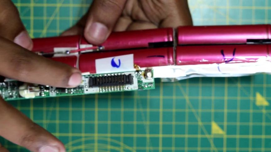 无法充电的Windows7 8 10笔记本电脑电池维修